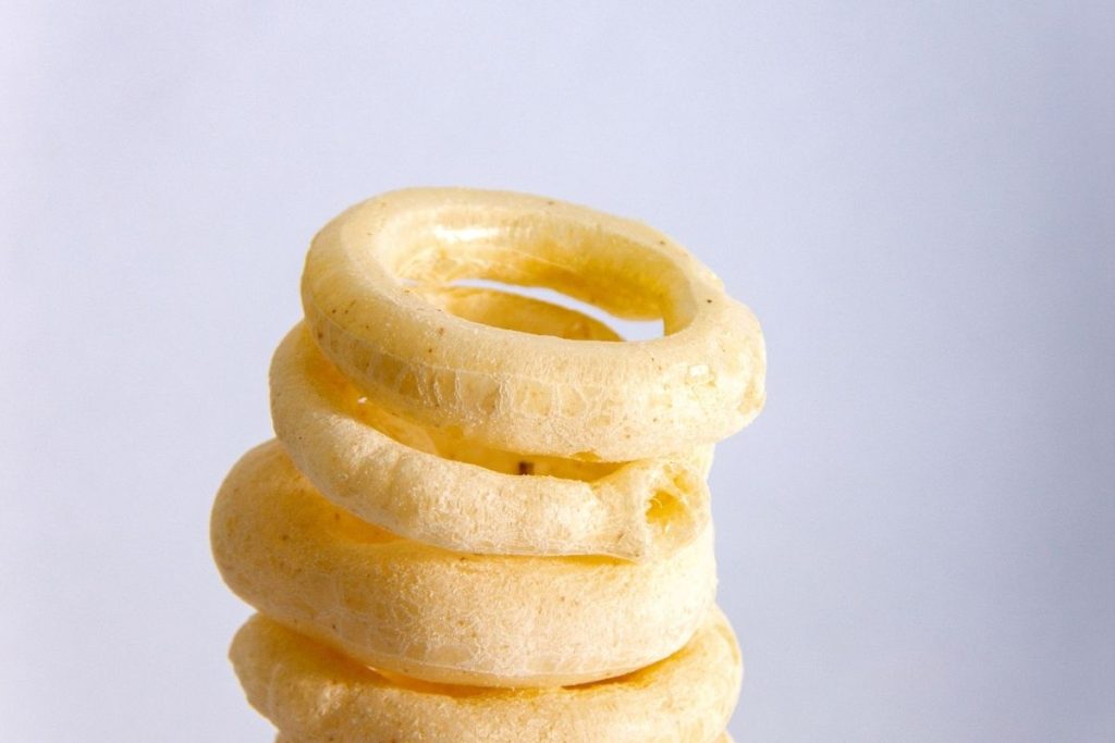 Biscoito de polvilho assado: Aprenda como deixar crocante e não murchar ...