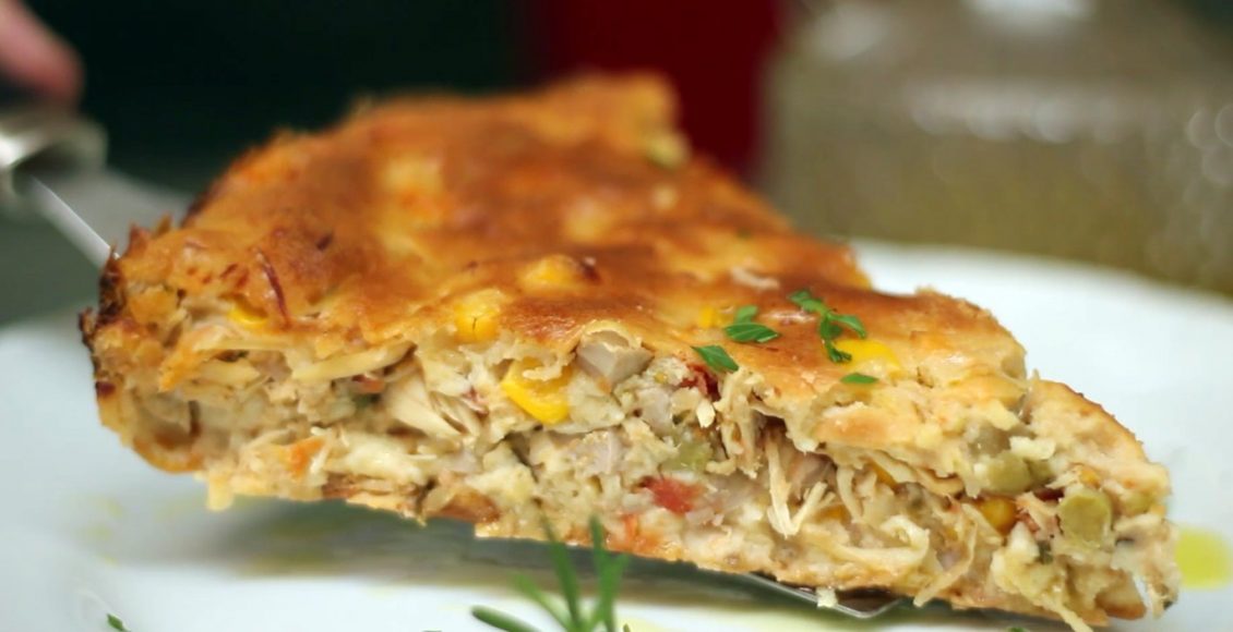 Torta de frango simples: receita simples e prática que rende 8 porções ... Torta de frango simples: receita simples e prática que rende 8 porções ...