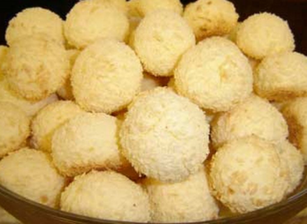 Biscoito coquinho assado: delicia de sabor para o café ou lanche