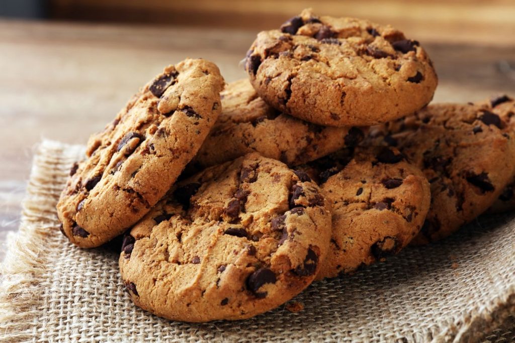 Cookie com gotas de chocolate: 30 porções deliciosas para degustar muito