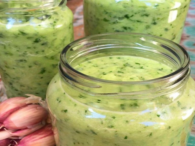 Tempero verde: confira benefícios e saiba como fazer 2 versões incríveis