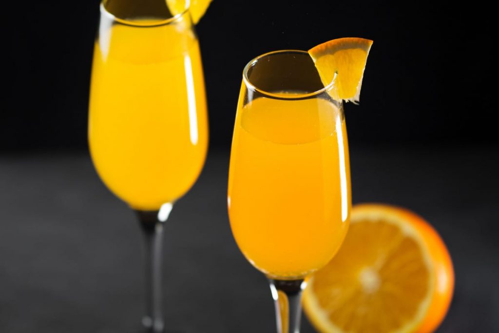 Drink com champagne: a bebida mista para comemorar o fim de semana