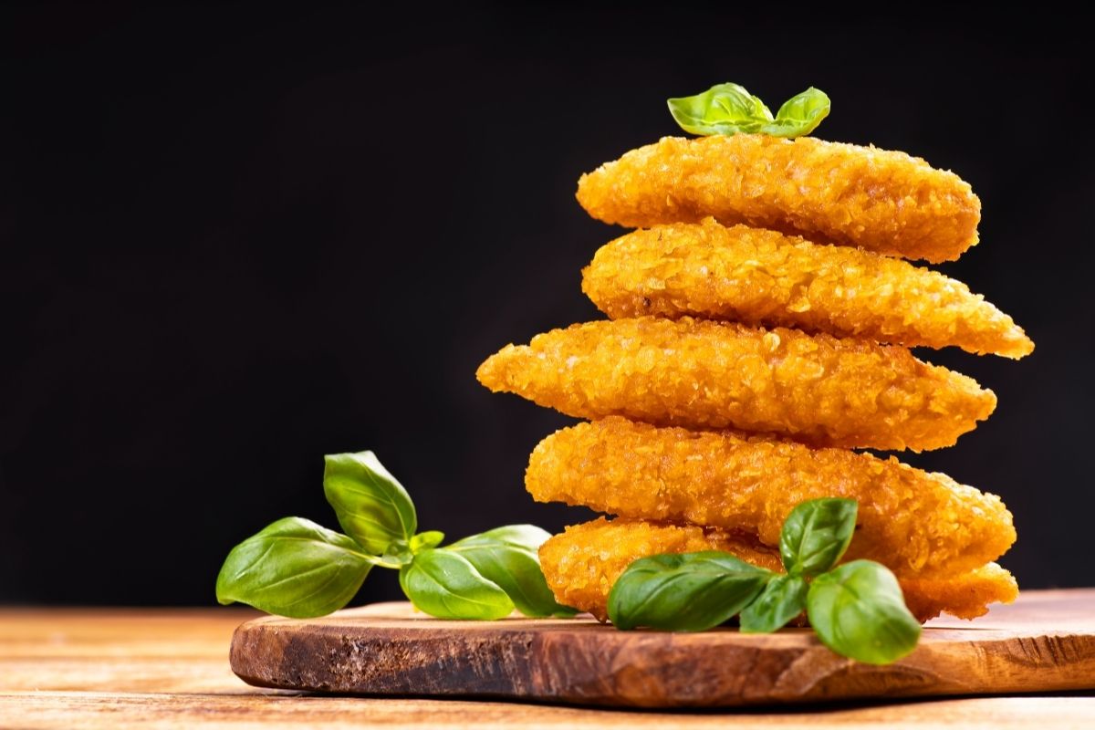 Receita de frango à milanesa simples e bem crocante, sem segredos