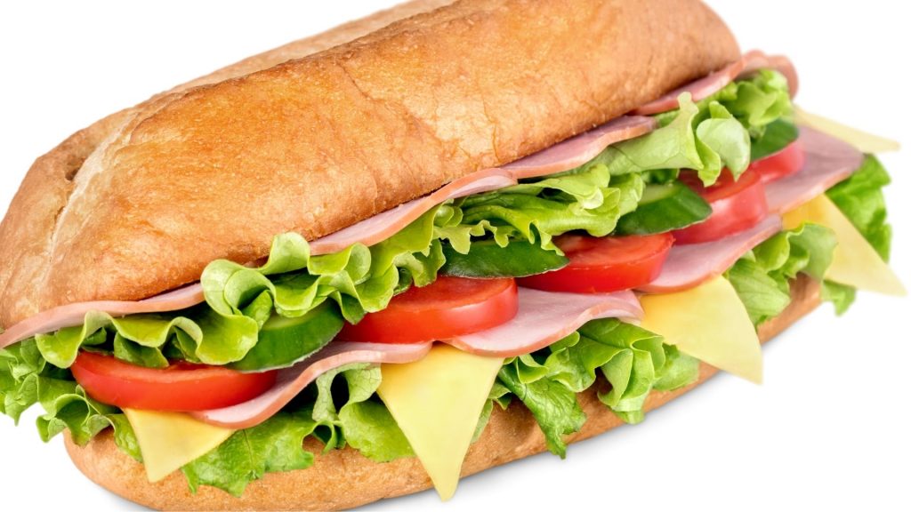 De São Paulo à mesa: aprenda a fazer um sanduíche Bauru tradicional