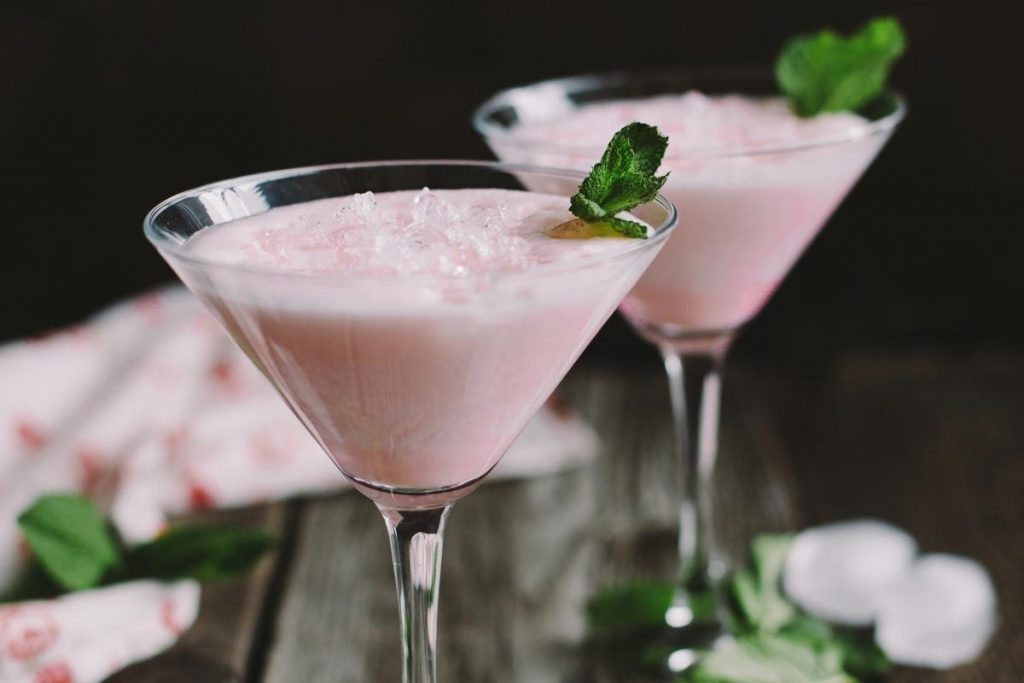 Drink Pantera Cor de Rosa: saiba como fazer essa bebida mista deliciosa