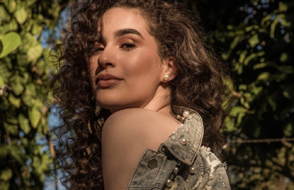 Livian Aragão, filha de Renato Aragão, surpreende a web com sua ...