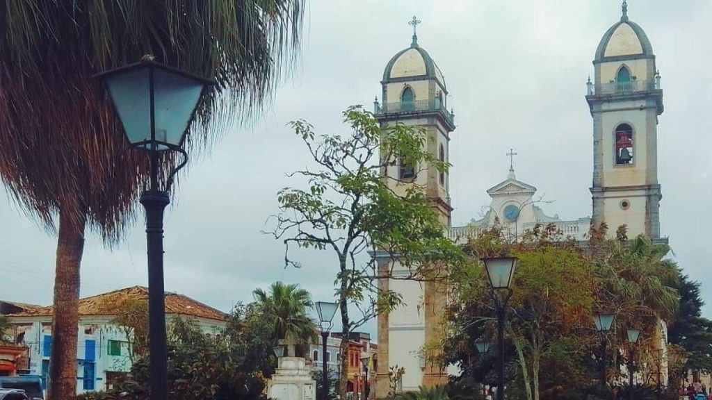 Paraíso histórico no litoral de SP: descubra a incrível cidade de Iguape